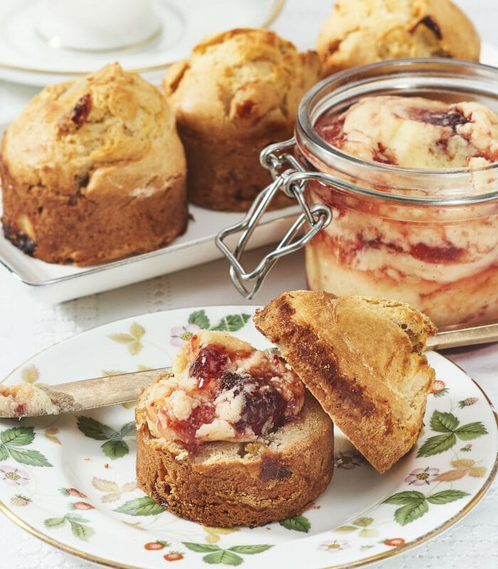 Gourmet Cakes | Artisan Cakes - Forman & Field