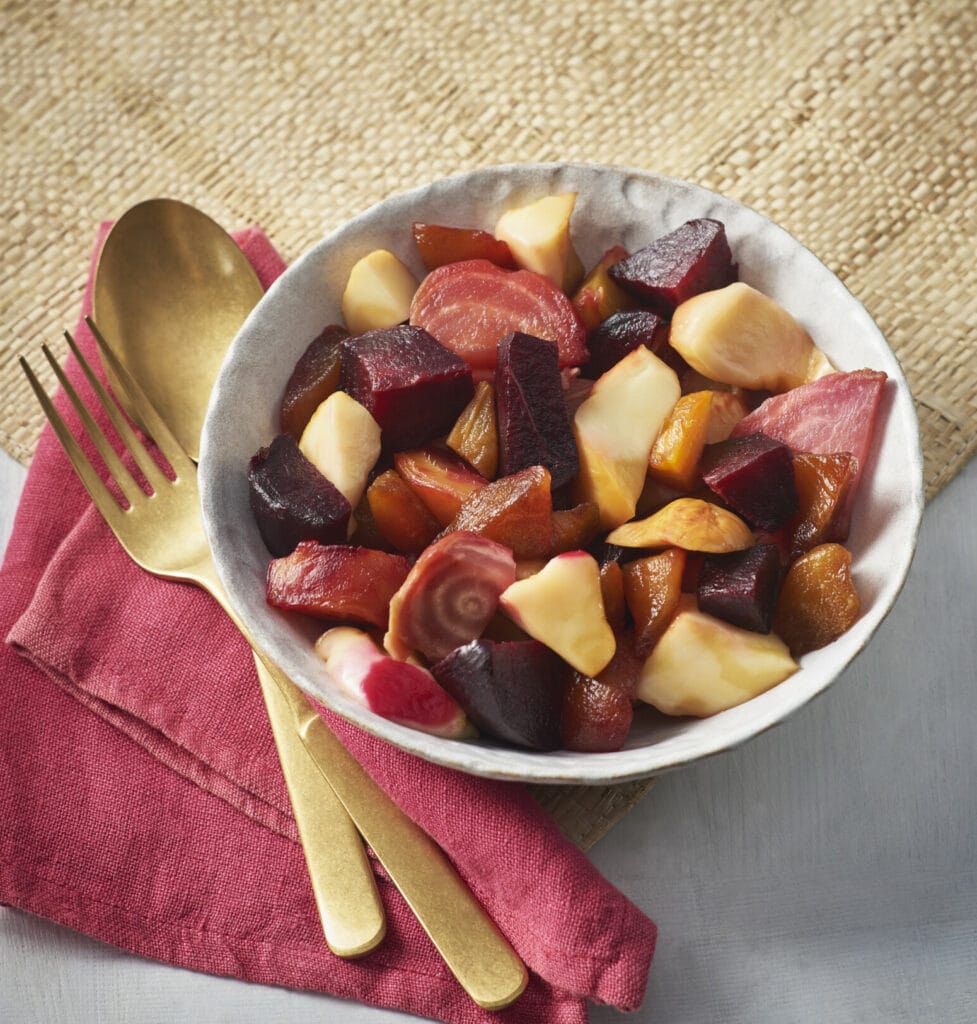 Roasted Heritage Beetroot, Smoked Mozzarella & Caramelised Pear Salad ...